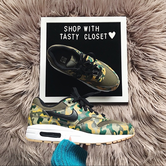 Nike | Shoes | Nike Air Max Print Sneakers | Poshmark